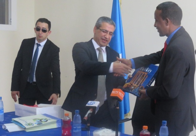 Dajiraha Turkiga oo hadal u jeediyay Ardayda Jaamacada SIMAD (SAWIRRO ...