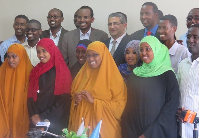 Dajiraha Turkiga oo hadal u jeediyay Ardayda Jaamacada SIMAD (SAWIRRO ...