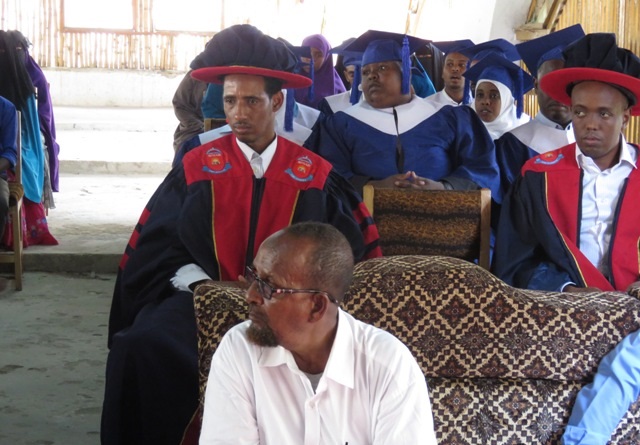 Wararka Maanta: Isniin, Mar 30, 2015-Jaamacada SIMAD oo soo dhaweysay ...