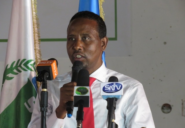 Wararka Maanta: Isniin, Mar 30, 2015-Jaamacada SIMAD oo soo dhaweysay ...