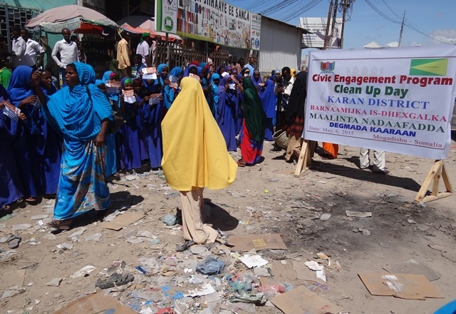 Wararka Maanta: Arbaco, May 6 , 2015-Maalinta Nadaafada ee Degmada ...