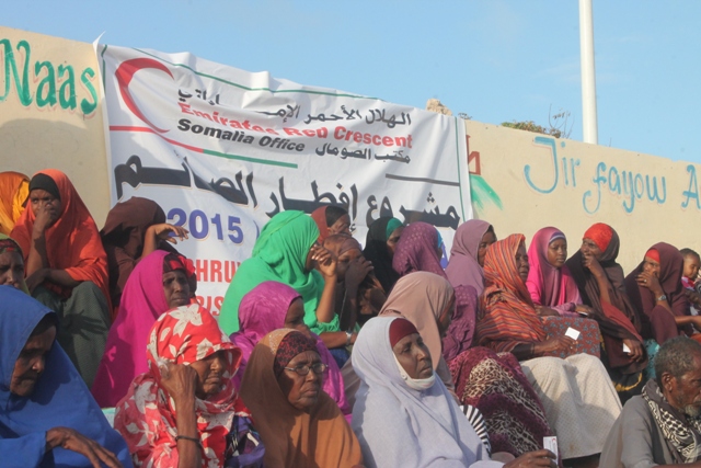 Wararka Maanta: Axad, Jun 28, 2015-Bisha Cas ee Imaaraadka Carabta oo ...