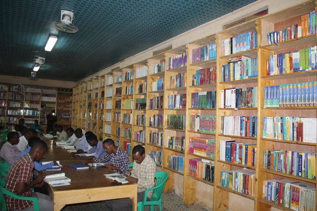 Wararka Maanta: Arbaco, Aug 12, 2015-SAWIRRO: Jaamacada Soomaaliya ee ...