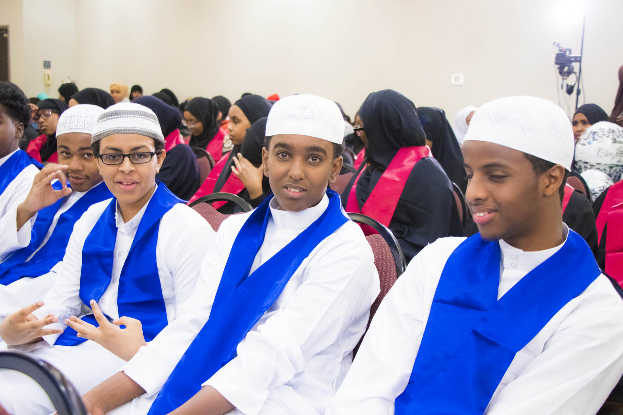 Ohio Dugsi Association oo shahaadooyin gudoonsiiyay 48 Arday - Hiiraan ...