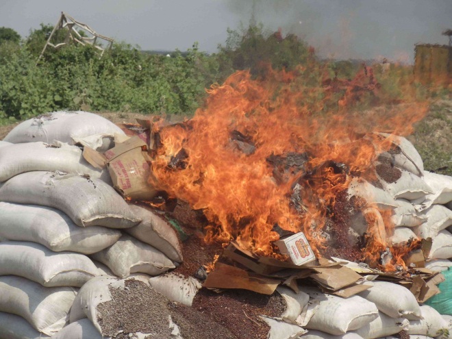 Wararka Maanta: Khamiis, Dec 1 , 2011-Xarakada Al-shabaab oo sheegtay ...